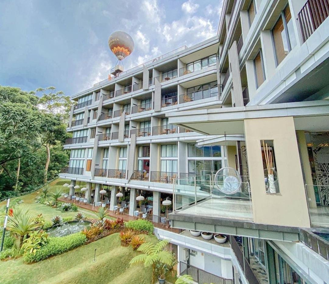 The Botanica Sanctuary & Pesona Alam Resort Tawarkan Paket Liburan ...